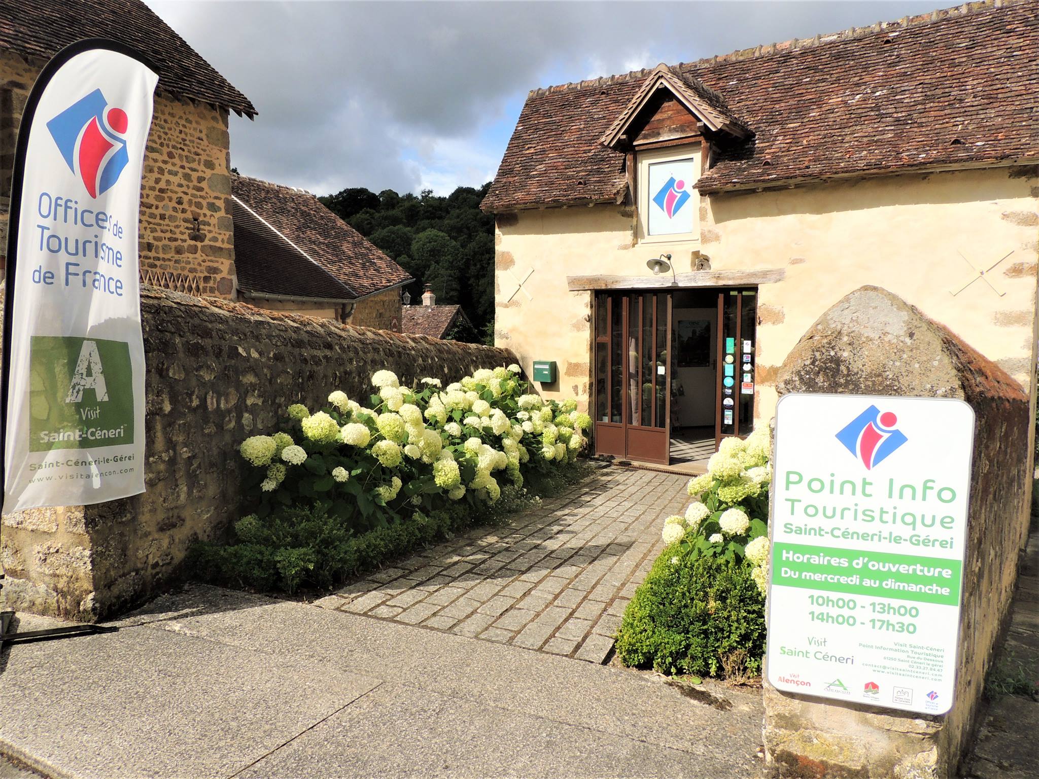 Point Info touristique de Saint-Céneri-le-Gérei – Saint-Céneri-le-Gerei